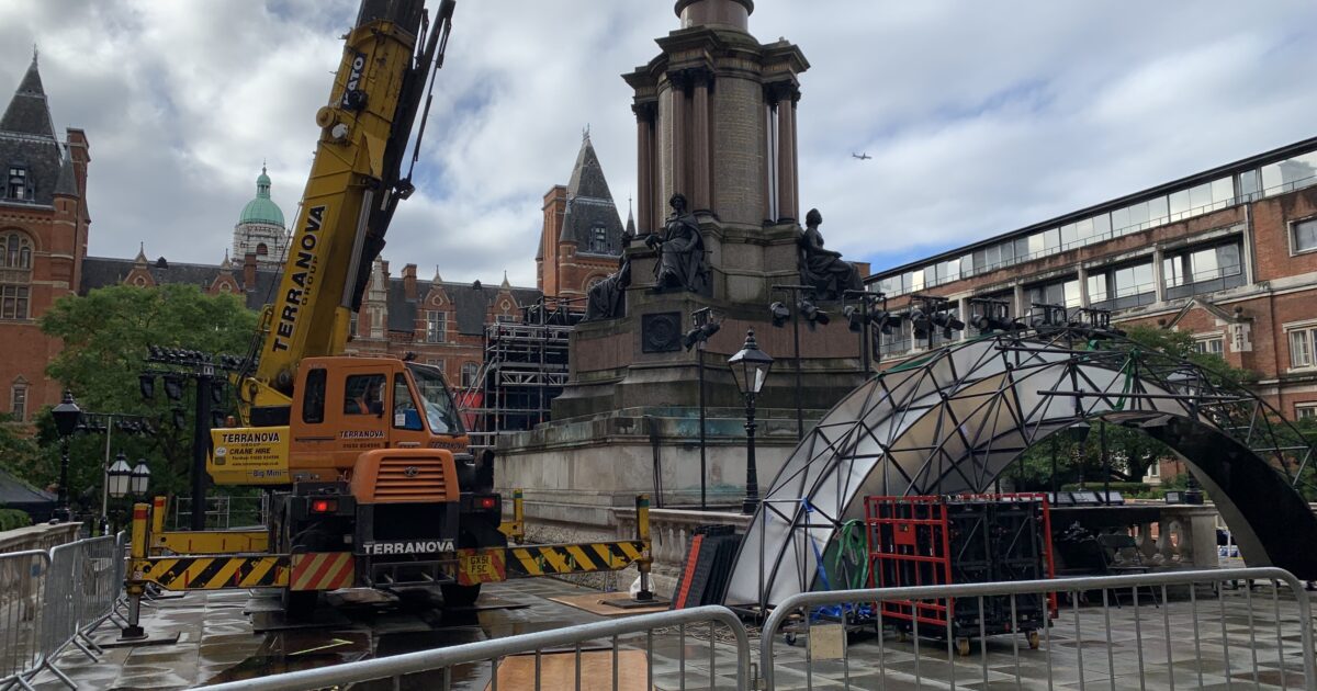 James Bond, estreno de 'Sin tiempo para morir' | Alpha Crew